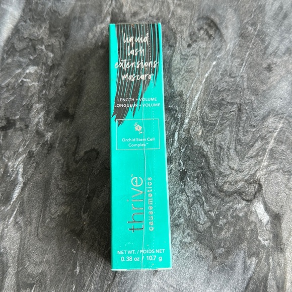 thrive causemetics | Makeup | Nib Thrive Liquid Lash Extensions Mascara ...